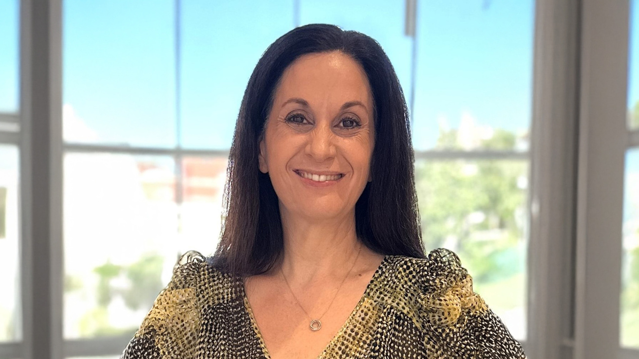 UI Faculty Focus: Mary E. Ray | Office of the Executive Vice President ...